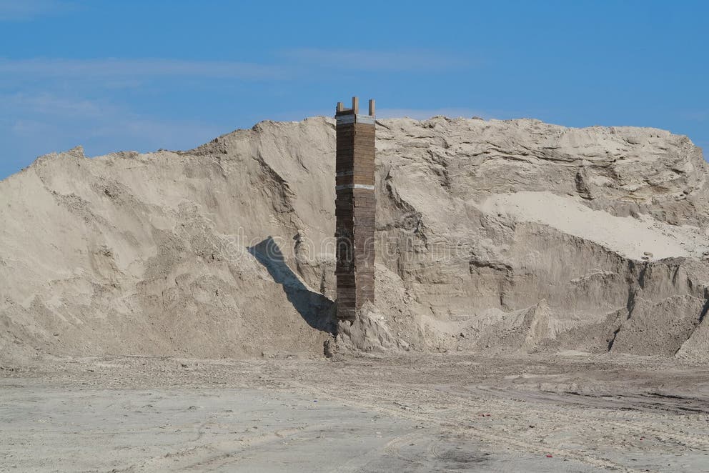 Sand Quarry with Hydraulic Fill Stock Image - Image of canyon, metal ...