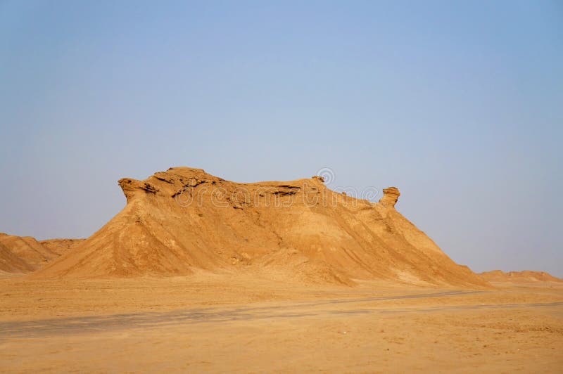 Sanddyner I Den Sahara öknen Arkivfoto - Bild av naturligt, natur: 26667824