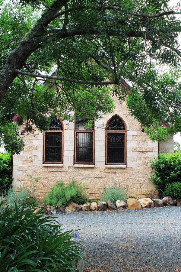 Sandstone Cottage Australia Stock Photo - Image of building, sandstone ...