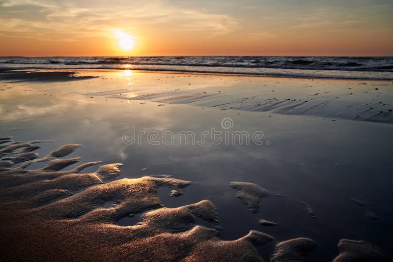 Sandy Beach Rays Setting Sun Island Wolin Stock Photos - Free & Royalty ...