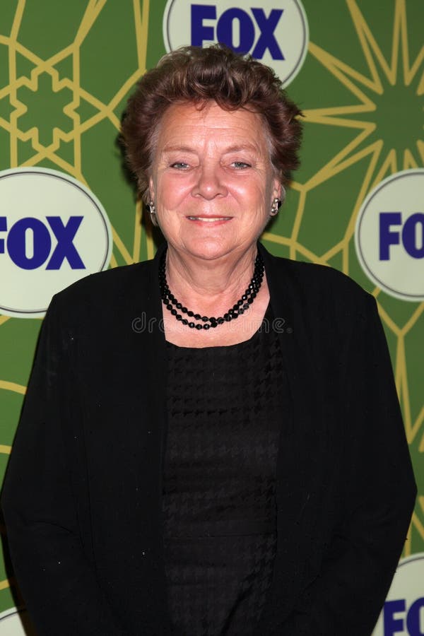 Sandy Martin editorial photography. Image of castle, green - 23273747