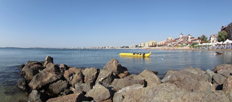 Sandy-Strand am Sonnigen Strand Stockfoto - Bild von teildienste ...