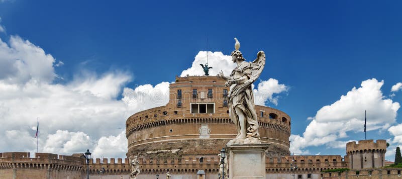 Sant& X27; Castello Di Angelo a Roma Fotografia Stock - Immagine di ...