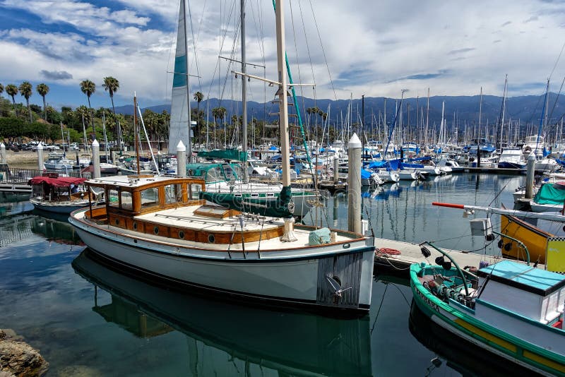 Santa Barbara Marina editorial stock photo. Image of harbor - 43598918