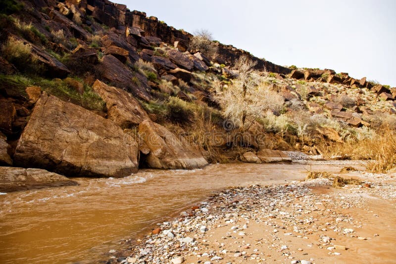 Santa Clara River stock image. Image of outdoors, landscape - 17831233