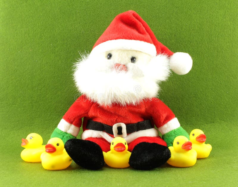 Santa Cross imagen de archivo. Imagen de mayor, casquillo - 105145351