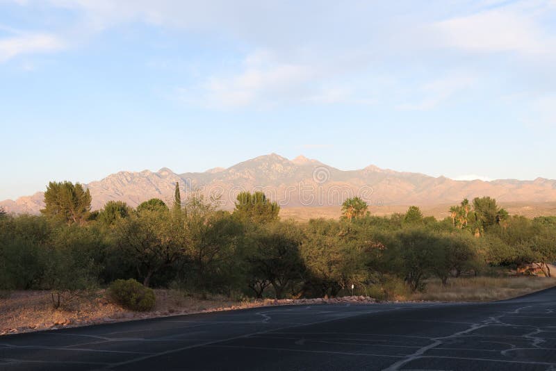 Santa Rita Mountains imagen de archivo. Imagen de santa - 102241953