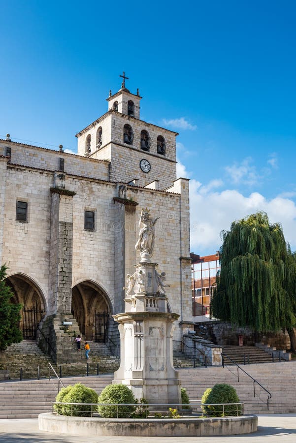 Cathedral of Santander, Spain Editorial Photography - Image of statue ...