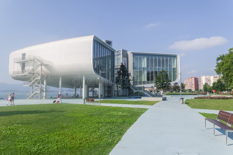 Centro Botin in Santander editorial photography. Image of opened ...