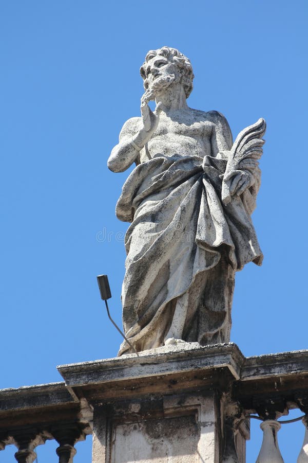 Santo Pontianus foto de archivo editorial. Imagen de columnata - 34809953