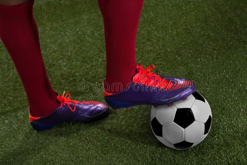 Saque de centro del juego imagen de archivo. Imagen de primer - 50770141