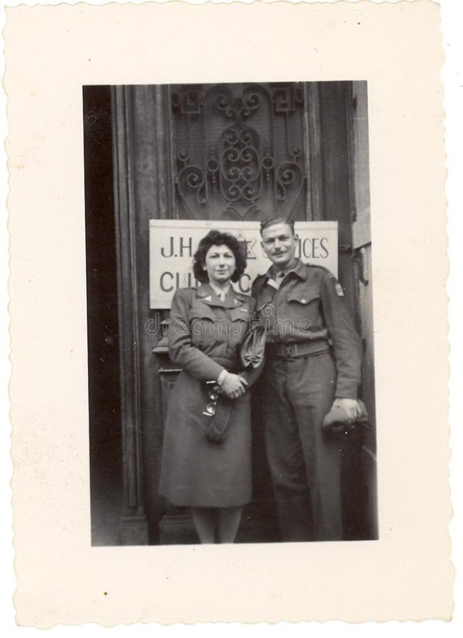 Sarah Brody With Her Cousin Sam Axelrod. Picture Image: 222532714