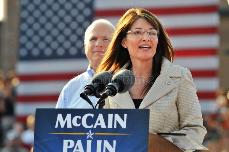 Sarah Palin Che Parla Al Raduno Fotografia Editoriale - Immagine di ...