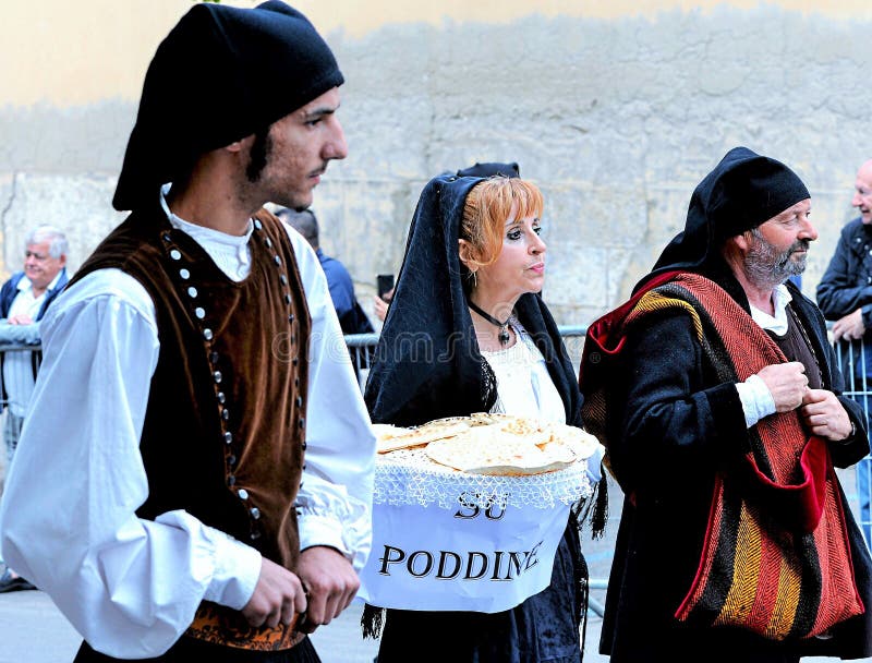 Sardinian tradition editorial image. Image of family - 70112895