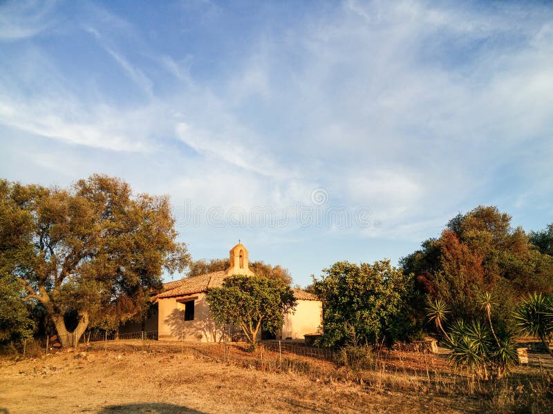 Sardinien Architektur Alte Kirchen Redaktionelles Bild - Bild von kreuz ...