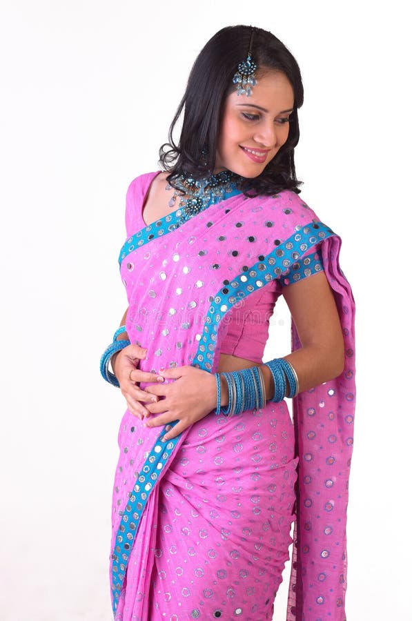 Sari Rose Indien De Fille D'adolescent Photo stock - Image du coupure ...