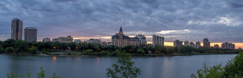 Saskatoon skyline at night stock image. Image of architecture - 77686907