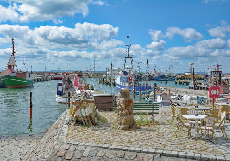 Sassnitz, Ruegen-Insel, Ostsee, Deutschland Stockfoto - Bild von ...