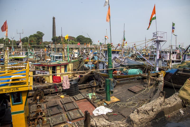 Sassoon Docks in Mumbai, India Editorial Photography - Image of boats ...
