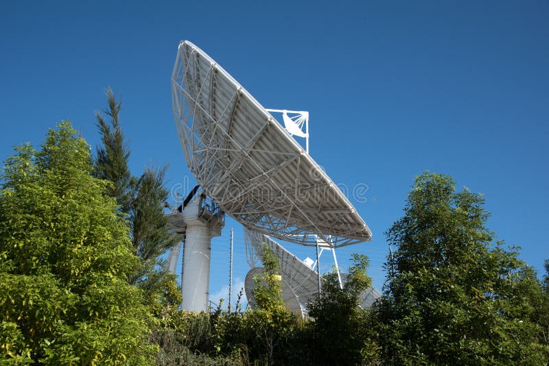 Satellite Transmissions Stock Photos - Download 93 Royalty Free Photos