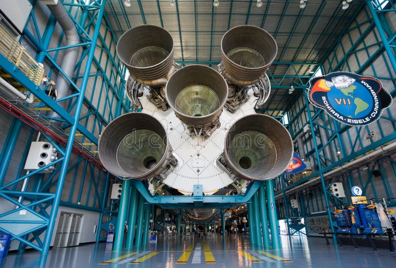 Saturn V Raket In Kennedy Space Center Redactionele Stock Foto ...