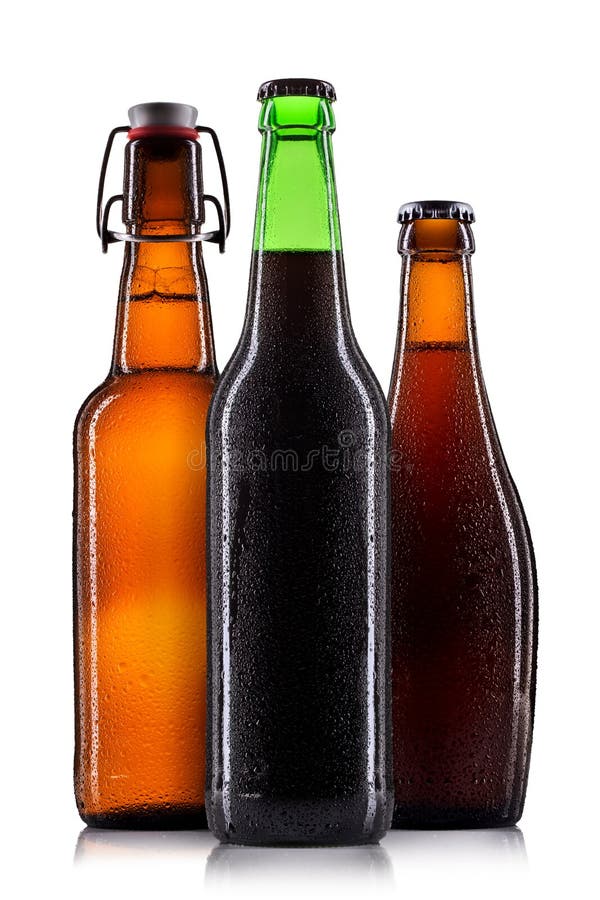 Satz Bierflaschen Lokalisiert Stockbild - Bild von feier, flasche: 82138545