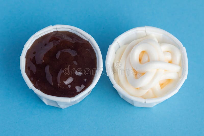 Sauce in paper container stock image. Image of delicious - 367076633