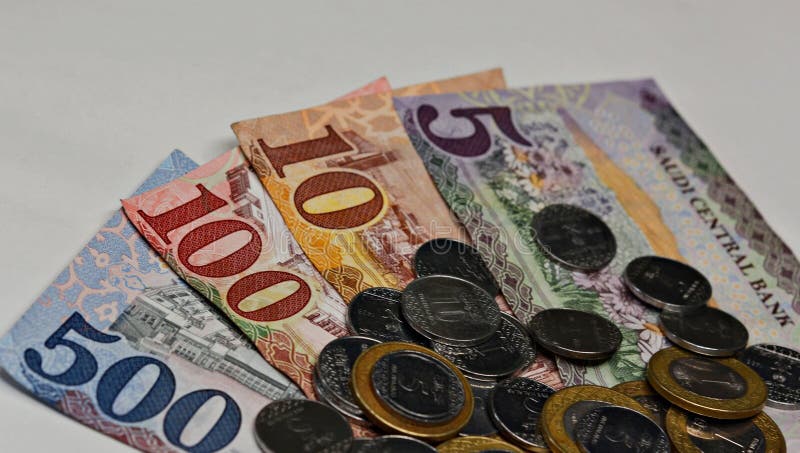 Saudi Riyal Banknotes of Five Hundred Riyals and One Hundred Riyals ...