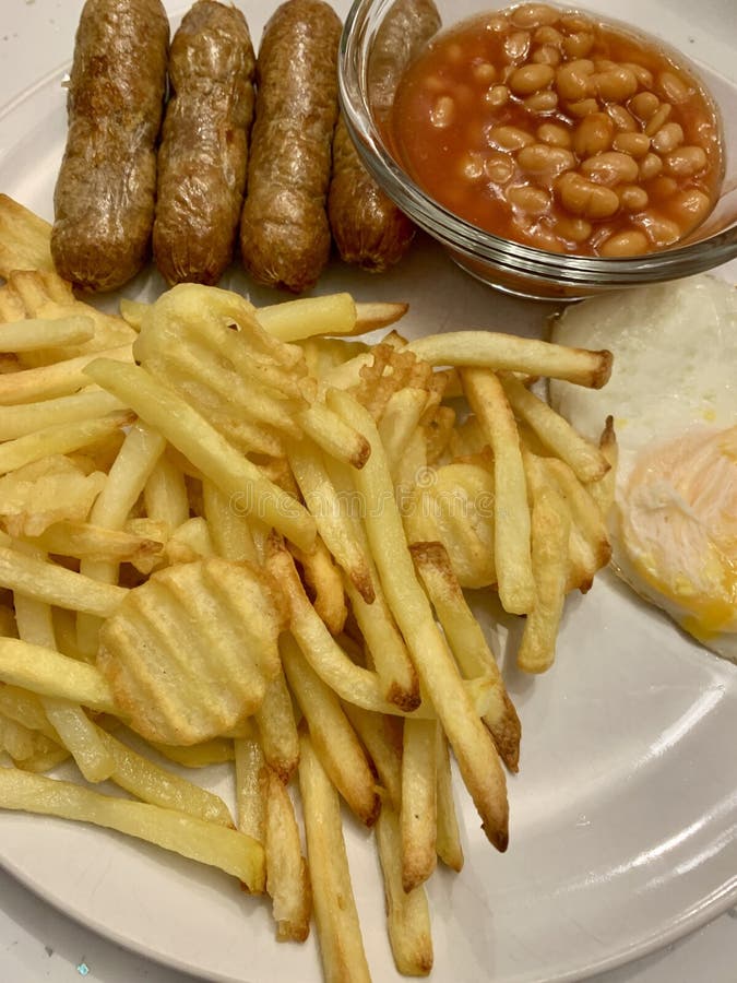 Sausage Chips Egg and Beans Stock Photo - Image of chip, menu: 350085664