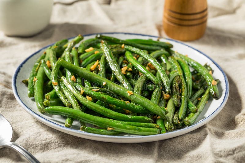 Sauteed Asian Garlic Green Beans Stock Image - Image of dish ...