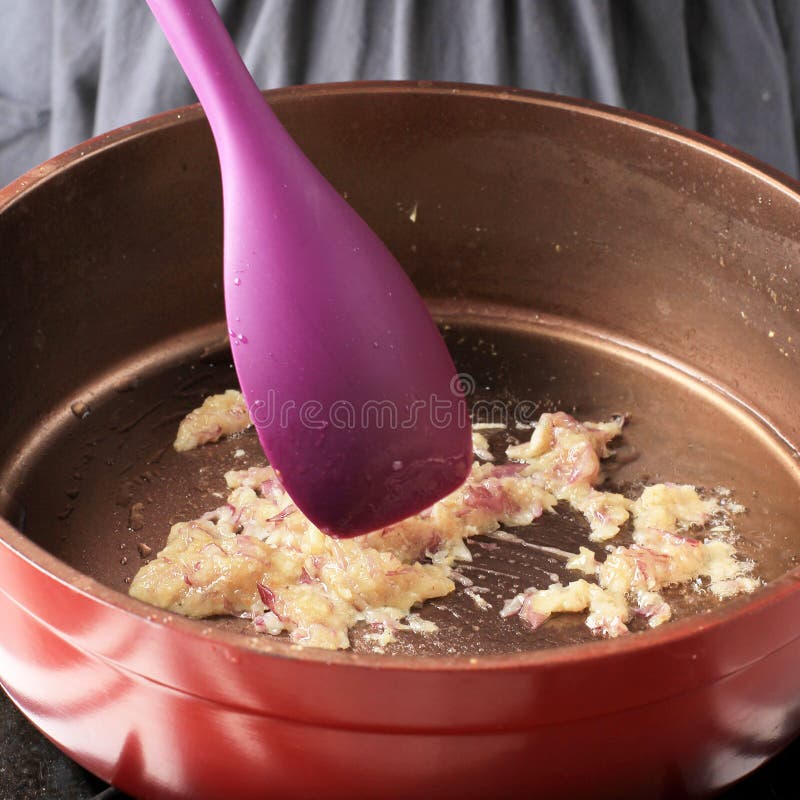 Sauteed Garlic in a Frying Pan Stock Image - Image of food, closeup ...