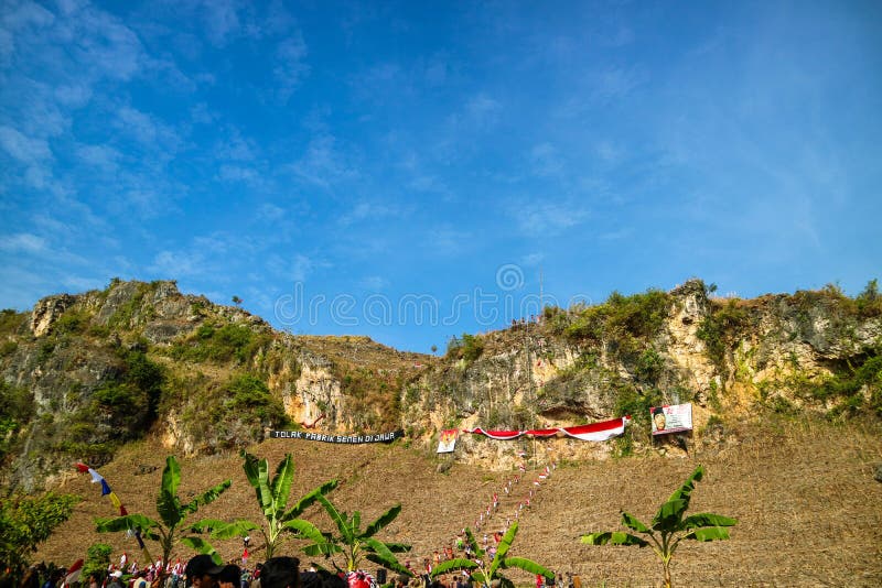 Save Mount Kendeng editorial image. Image of plateau - 208735240