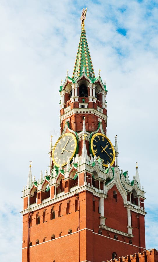 The Saviour (Spasskaya) Tower of Moscow Kremlin Stock Photo - Image of ...