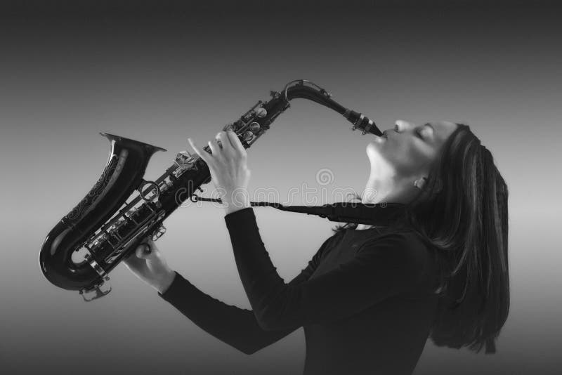 Saxofonista imagen de archivo. Imagen de elegancia, musical - 17078211