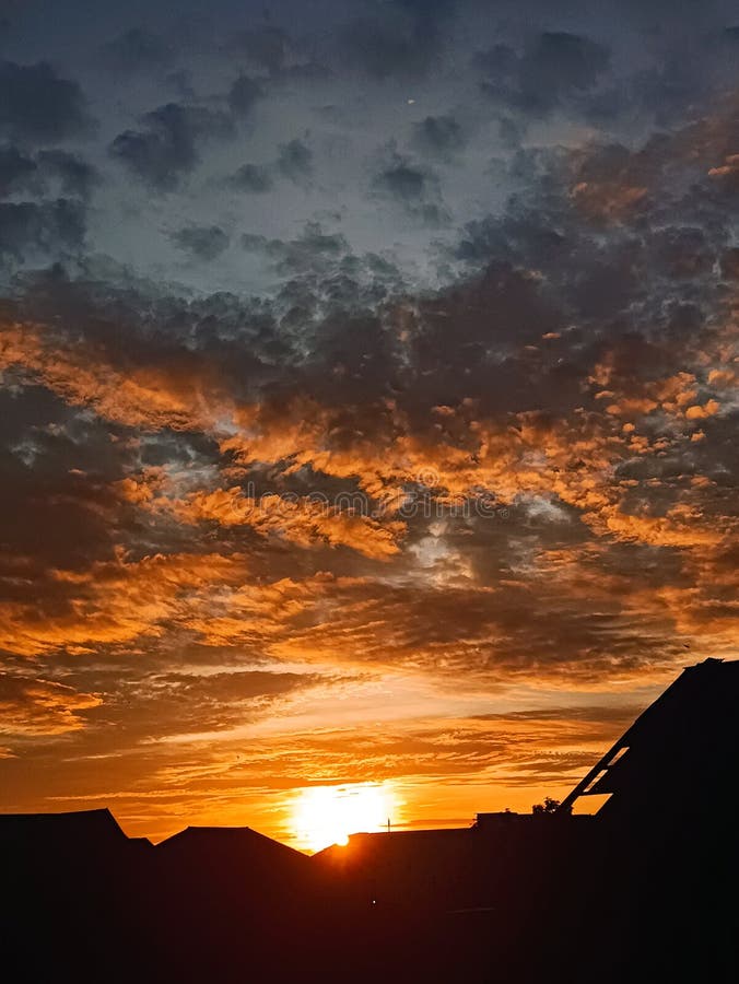 Say hello to sunrise stock photo. Image of hello, cloud - 265963866