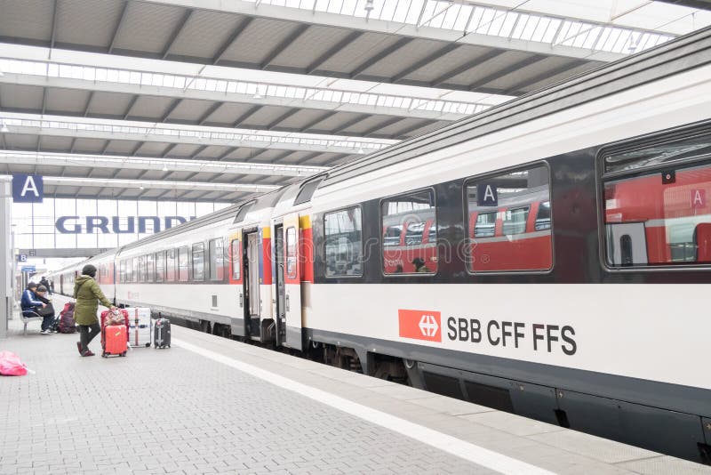 SBB CFF FFS editorial photography. Image of passengers - 47256992