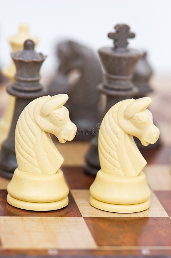 Scacchiera Con I Pezzi Degli Scacchi Immagine. Immagine: 6227995