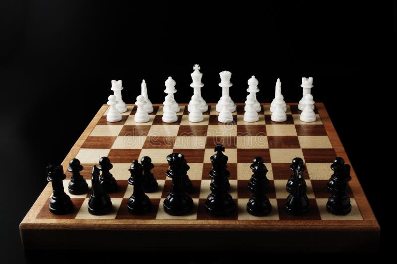 Scacchiere E Parti Di Scacchi Immagine Stock - Immagine di nero ...