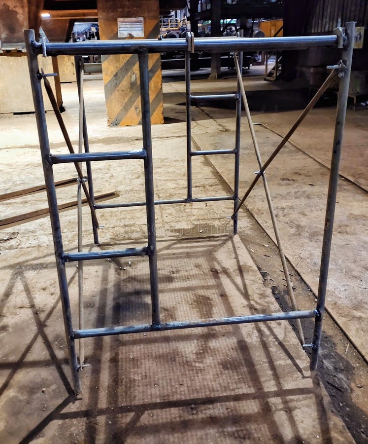 DISPLAY of SCAFFOLDING FRAME STRUCTURE Stock Photo - Image of ...