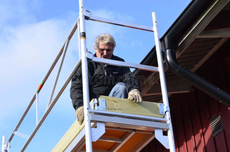 Scaffolding Builder in Action at Workplace Editorial Stock Photo ...