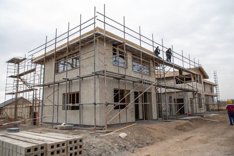 Scaffolding in Front of Building Shell Stock Illustration ...