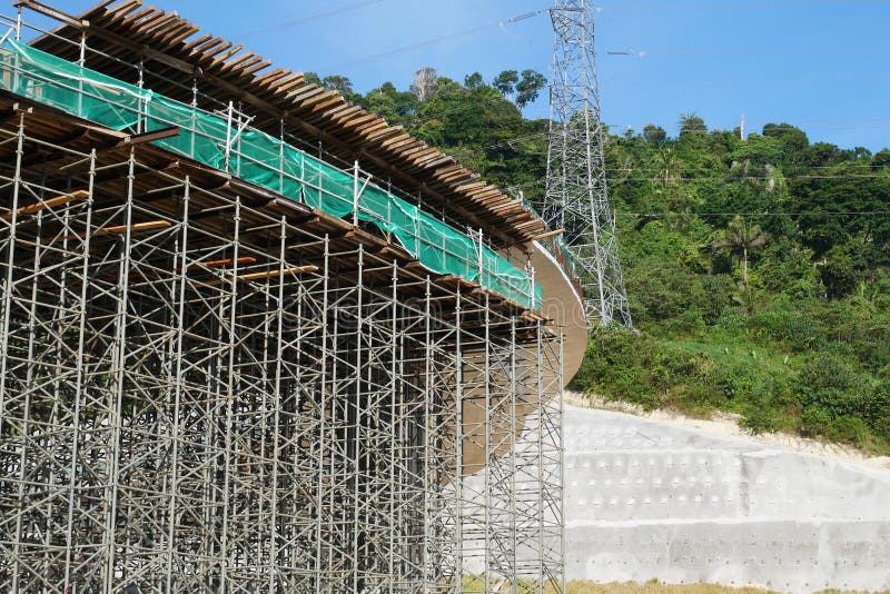 893 Temporary Pipe Support Stock Photos - Free & Royalty-Free Stock ...