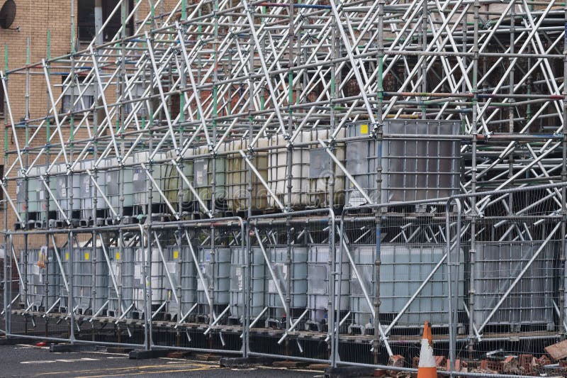 Scaffolding Surrounding Residential Development for Safe Access To ...