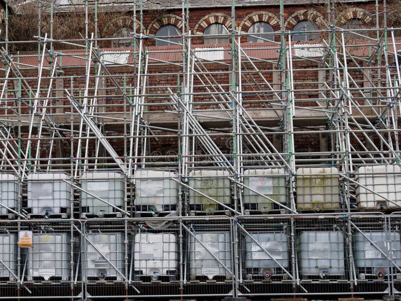 Scaffolding Surrounding Residential Development for Safe Access To ...
