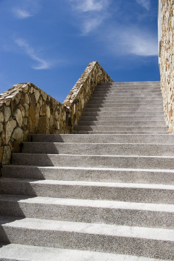 Scalea per il Paradiso immagine stock. Immagine di alto - 1939967