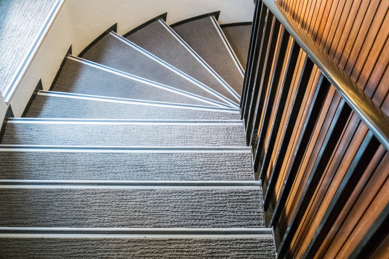 Scala curva immagine stock. Immagine di scale, moderno - 11456709