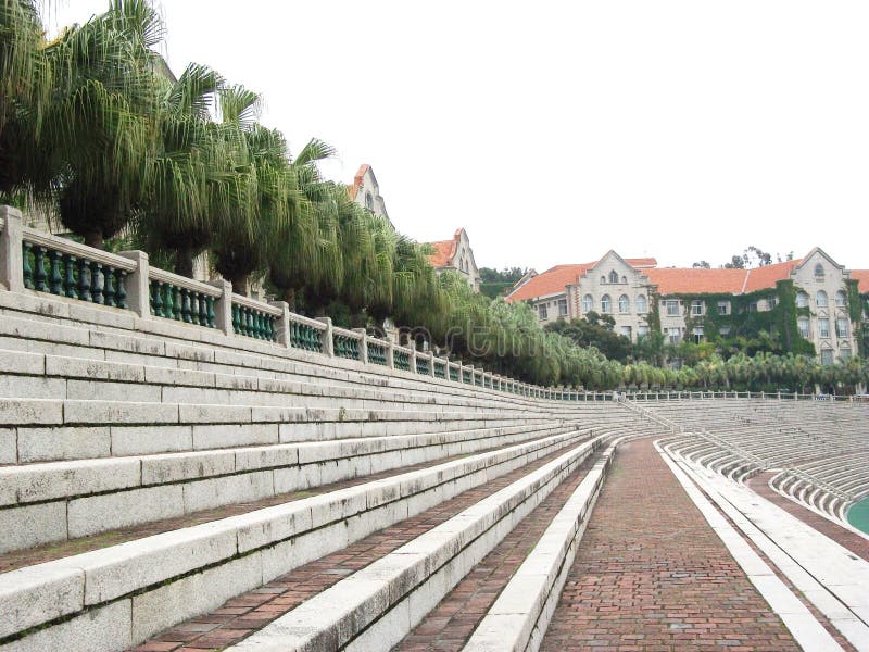 Scale Dello Stadio Con La Rappresentazione Dei Numeri, in Bianco E Nero ...