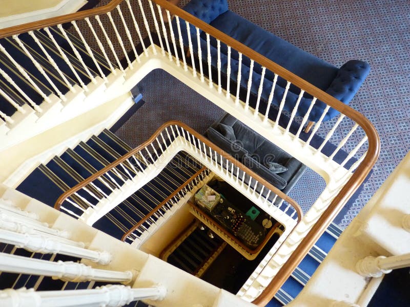 Scale elicoidali in blu fotografia stock. Immagine di legno - 40929490