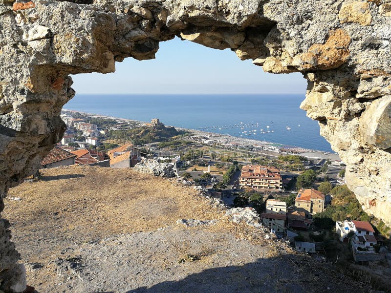 Vista Panoramica Di Scalea. La Calabria. L'Italia. Fotografia Stock ...
