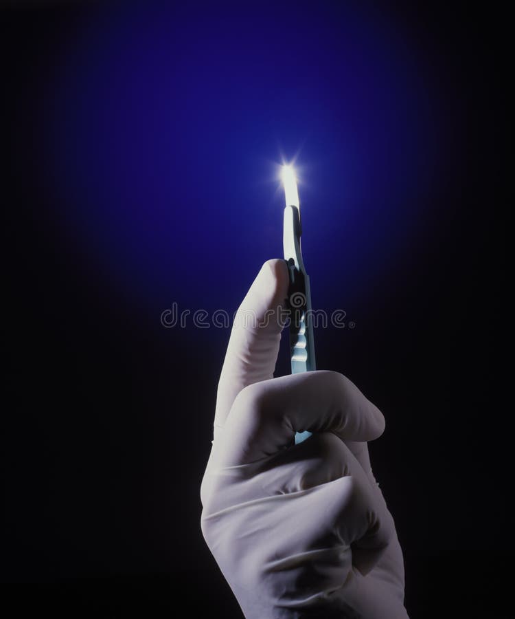 A Scalpel in a Surgeon S Hand Stock Image - Image of bright, doctor ...
